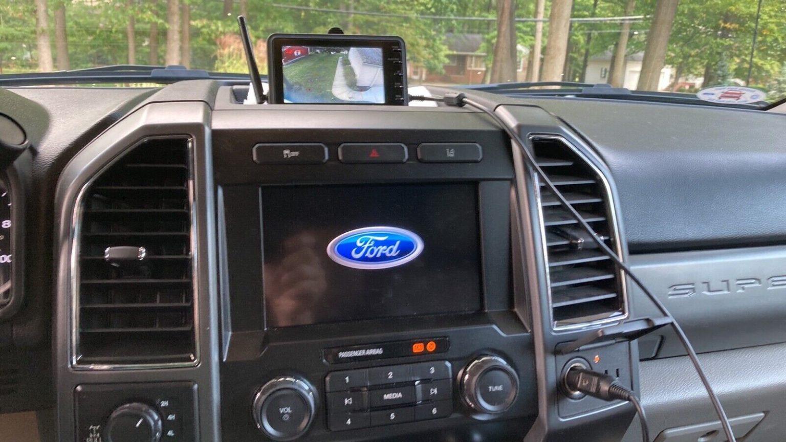 2020 Ford F-250 Lance camper + F-250 XLT 4×4 for sale