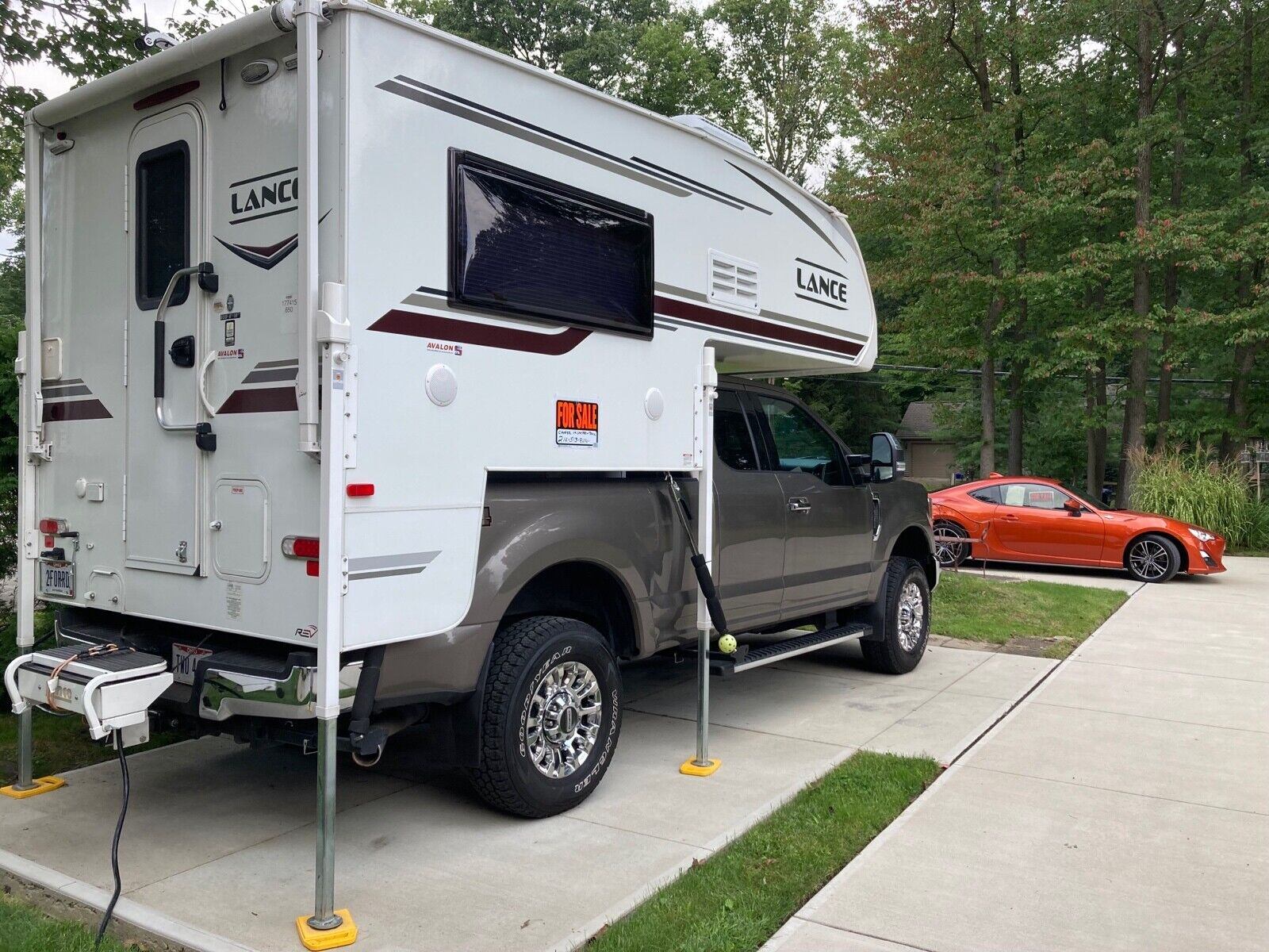 2020 Ford F-250 Lance camper + F-250 XLT 4×4 for sale