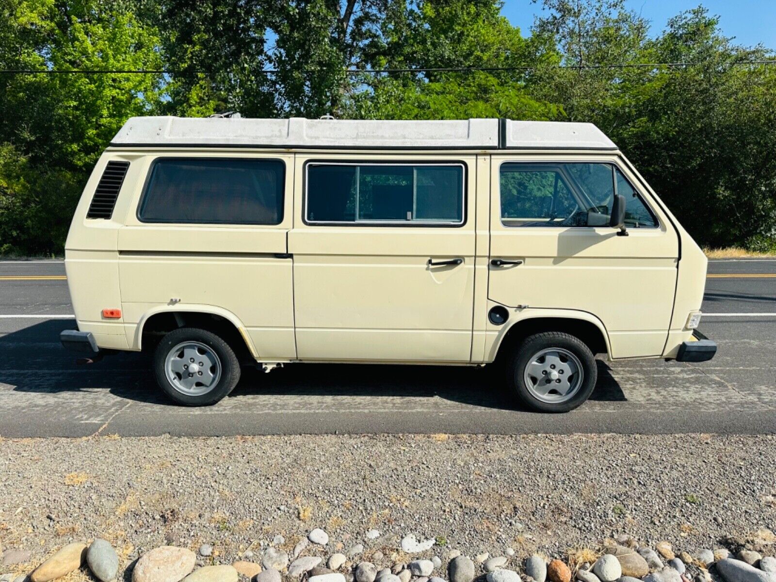 1982 Volkswagen Vanagon Westfalia camper [well maintained] for sale
