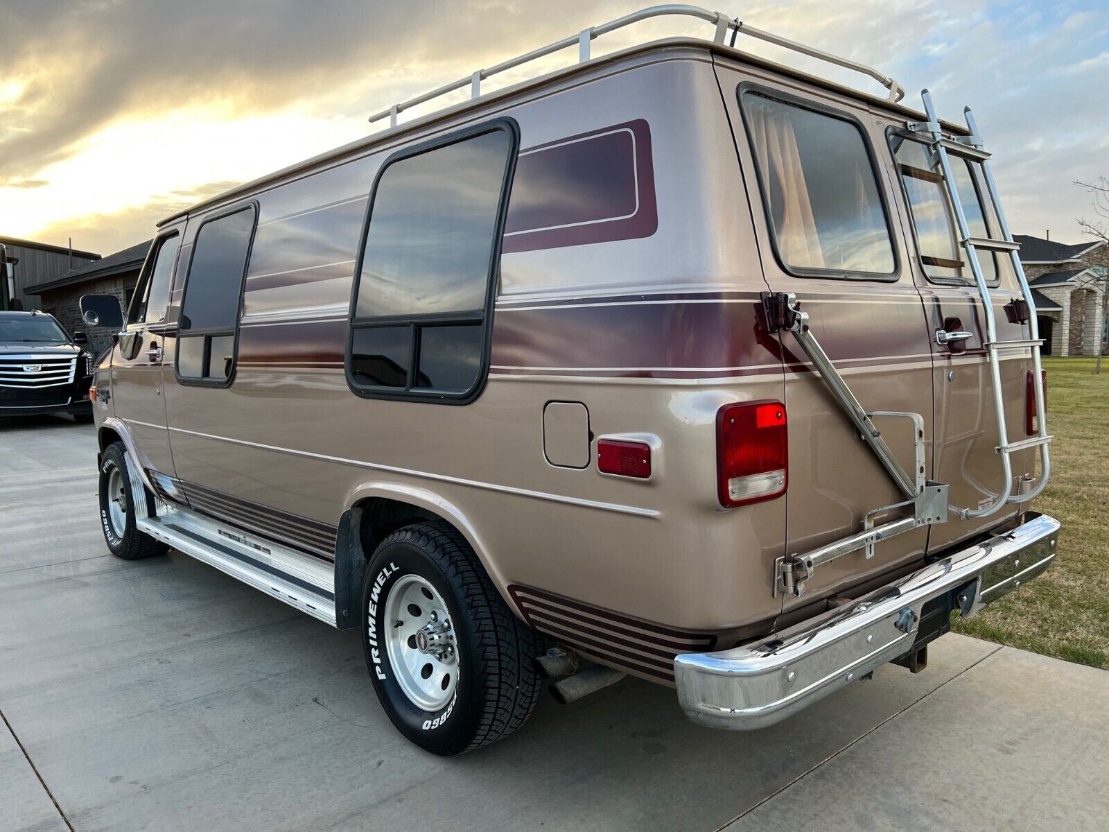 1985 Chevrolet G20 Van Camper [clean all over] for sale